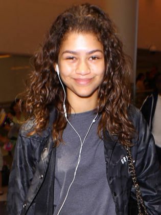 21 Gorgeous Photos Of Zendaya Without Makeup