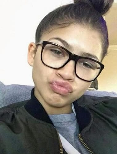 21 Gorgeous Photos Of Zendaya Without Makeup